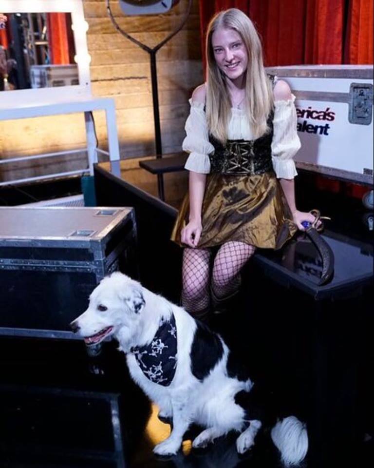 Sara and Hero of The Super Collies Got Talent - The Backseat Barkers